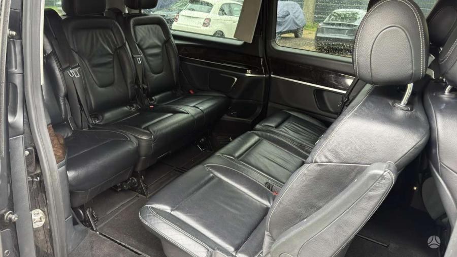 Черный Мерседес Vito V220 2015 в Ионава, объемом двигателя 2.14 л и пробегом 310 тыс. км за 12500 €, фото 19 на AUTOMOTO.COM.LV
