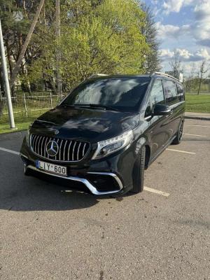 Black Mercedes-Benz Vito V220 2016 in Vilnius, with an engine capacity of 2.14 L and mileage of 223 thousand km for 36500 €, photo 5 on AUTOMOTO.COM.LV