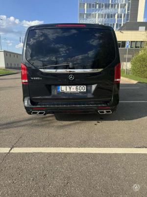 Black Mercedes-Benz Vito V220 2016 in Vilnius, with an engine capacity of 2.14 L and mileage of 223 thousand km for 36500 €, photo 7 on AUTOMOTO.COM.LV