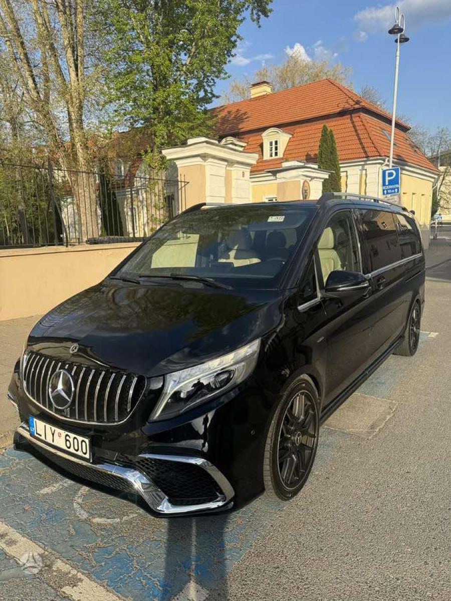 Black Mercedes-Benz Vito V220 2016 in Vilnius, with an engine capacity of 2.14 L and mileage of 223 thousand km for 36500 €, photo 25 on AUTOMOTO.COM.LV