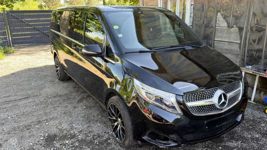 Черный Мерседес Vito V220 2016 в Ионава, объемом двигателя 2.14 л и пробегом 500 тыс. км за 13500 €, фото 12 на AUTOMOTO.COM.LV