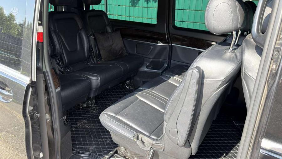 Black Mercedes-Benz Vito V220 2016 in Jonava, with an engine capacity of 2.14 L and mileage of 500 thousand km for 12300 €, photo 18 on AUTOMOTO.COM.LV
