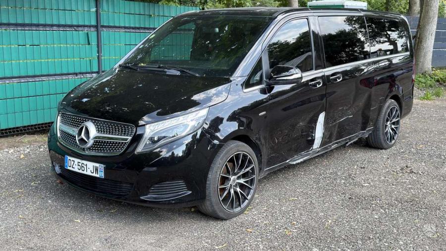 Черный Мерседес Vito V220 2016 в Ионава, объемом двигателя 2.14 л и пробегом 500 тыс. км за 12300 €, фото 7 на AUTOMOTO.COM.LV