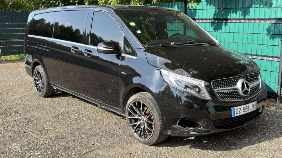 Черный Мерседес Vito V220 2016 в Ионава, объемом двигателя 2.14 л и пробегом 500 тыс. км за 12300 €, фото 17 на AUTOMOTO.COM.LV