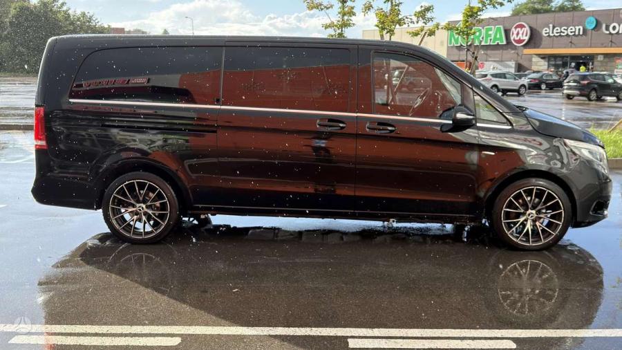 Melns Mercedes-Benz Vito V220 2016 Jonava, ar dzinēja tilpumu 2.14 L un nobraukumu 320 tūkst. km par 14700 €, foto 9 vietnē AUTOMOTO.COM.LV