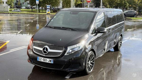 Черный Мерседес Vito V220 2016 в Ионава, объемом двигателя 2.14 л и пробегом 500 тыс. км за 14400 €, фото 10 на AUTOMOTO.COM.LV