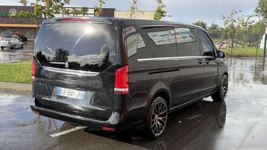 Черный Мерседес Vito V220 2016 в Ионава, объемом двигателя 2.14 л и пробегом 500 тыс. км за 15200 €, фото 1 на AUTOMOTO.COM.LV