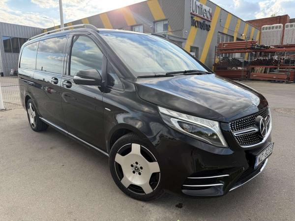 Melns Mercedes-Benz Vito V220 2017 Tauragė, ar dzinēja tilpumu 2.14 L un nobraukumu 157 tūkst. km par 31800 €, foto 1 vietnē AUTOMOTO.COM.LV