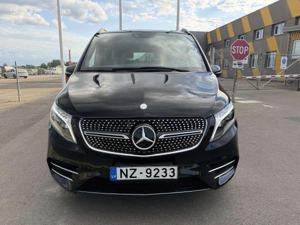 Melns Mercedes-Benz Vito V220 2017 Tauragė, ar dzinēja tilpumu 2.14 L un nobraukumu 157 tūkst. km par 31800 €, foto 3 vietnē AUTOMOTO.COM.LV