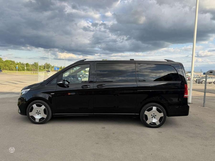 Melns Mercedes-Benz Vito V220 2017 Tauragė, ar dzinēja tilpumu 2.14 L un nobraukumu 157 tūkst. km par 31800 €, foto 10 vietnē AUTOMOTO.COM.LV