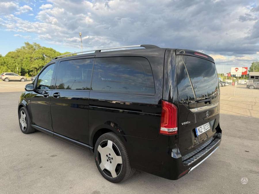 Melns Mercedes-Benz Vito V220 2017 Tauragė, ar dzinēja tilpumu 2.14 L un nobraukumu 157 tūkst. km par 31800 €, foto 11 vietnē AUTOMOTO.COM.LV
