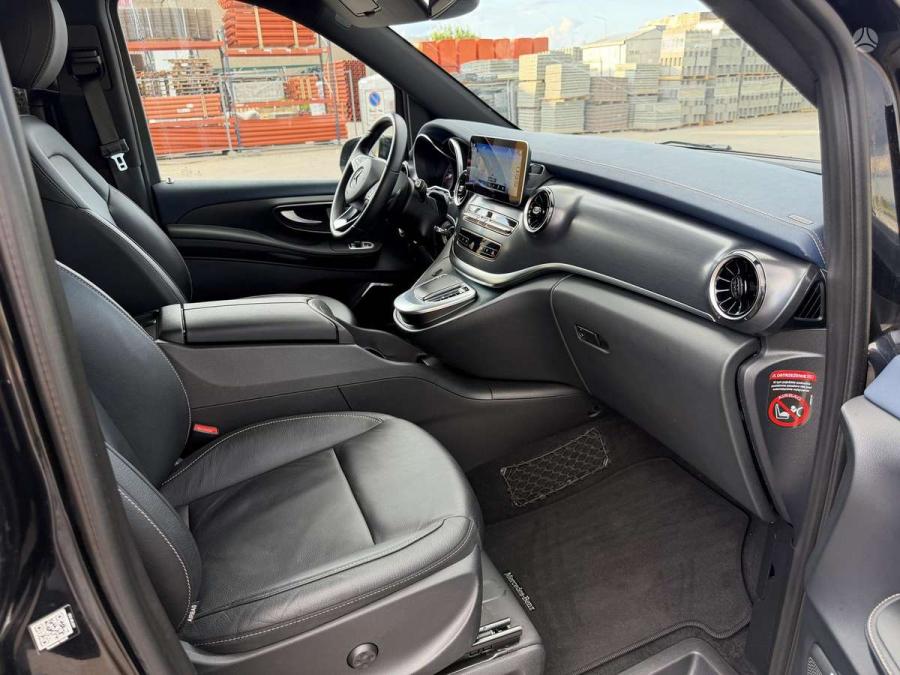 Melns Mercedes-Benz Vito V220 2017 Tauragė, ar dzinēja tilpumu 2.14 L un nobraukumu 157 tūkst. km par 31800 €, foto 22 vietnē AUTOMOTO.COM.LV