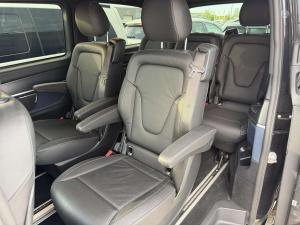 Melns Mercedes-Benz Vito V220 2017 Tauragė, ar dzinēja tilpumu 2.14 L un nobraukumu 157 tūkst. km par 31800 €, foto 40 vietnē AUTOMOTO.COM.LV