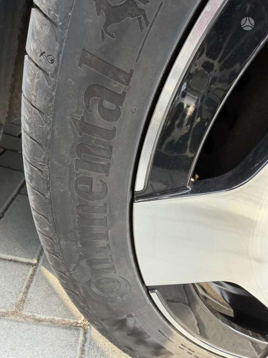 Melns Mercedes-Benz Vito V220 2017 Tauragė, ar dzinēja tilpumu 2.14 L un nobraukumu 157 tūkst. km par 31800 €, foto 43 vietnē AUTOMOTO.COM.LV