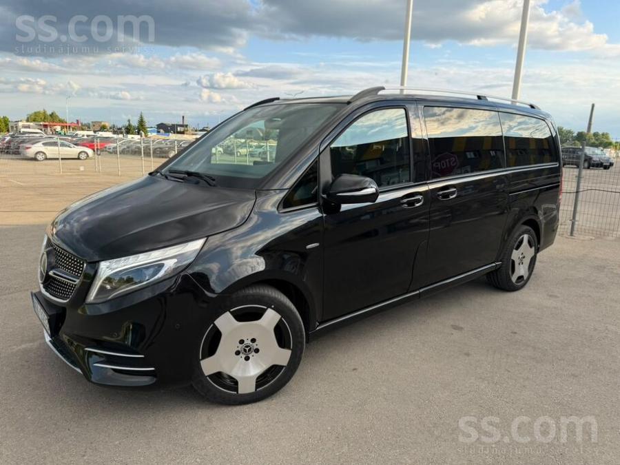 Black Mercedes-Benz Vito V220 2017 in Riga, with an engine capacity of 2.00 L and mileage of 0 thousand km for 32300 €, photo 1 on AUTOMOTO.COM.LV