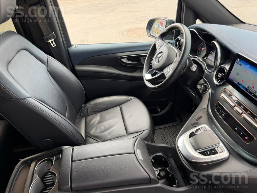 Black Mercedes-Benz Vito V220 2017 in Riga, with an engine capacity of 2.00 L and mileage of 0 thousand km for 32300 €, photo 16 on AUTOMOTO.COM.LV
