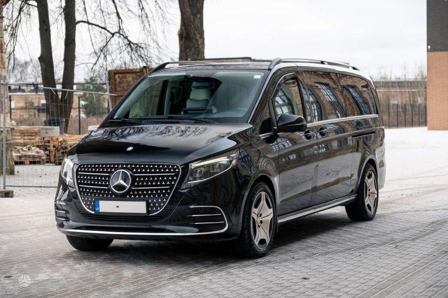 Melns Mercedes-Benz Vito V220 2018 Rīga, ar dzinēja tilpumu 2.14 L un nobraukumu 257 tūkst. km par 47999 €, foto 1 vietnē AUTOMOTO.COM.LV