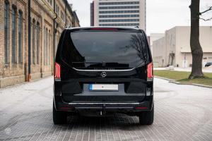Melns Mercedes-Benz Vito V220 2018 Rīga, ar dzinēja tilpumu 2.14 L un nobraukumu 257 tūkst. km par 47999 €, foto 6 vietnē AUTOMOTO.COM.LV