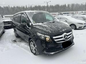 Black Mercedes-Benz Vito V220 2019 in Vilnius, with an engine capacity of 1.95 L and mileage of 325 thousand km for 28435 €, photo 2 on AUTOMOTO.COM.LV