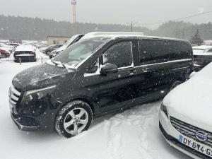 Black Mercedes-Benz Vito V220 2019 in Vilnius, with an engine capacity of 1.95 L and mileage of 325 thousand km for 28435 €, photo 3 on AUTOMOTO.COM.LV