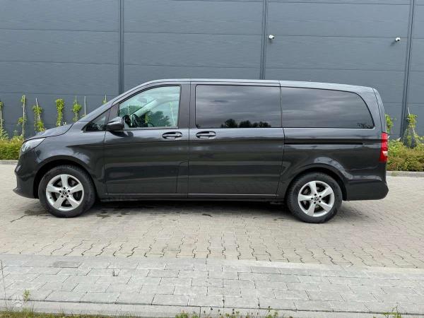 Melns Mercedes-Benz Vito V220 2019 Viļņa, ar dzinēja tilpumu 1.95 L un nobraukumu 327 tūkst. km par 28435 €, foto 2 vietnē AUTOMOTO.COM.LV