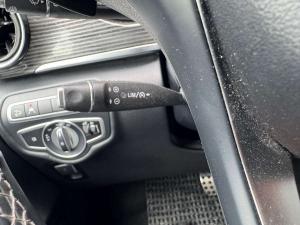 Black Mercedes-Benz Vito V220 2019 in Vilnius, with an engine capacity of 1.95 L and mileage of 327 thousand km for 28435 €, photo 13 on AUTOMOTO.COM.LV