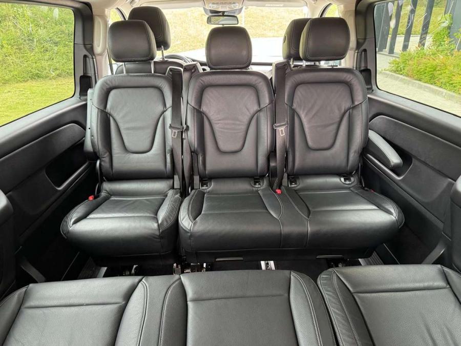 Black Mercedes-Benz Vito V220 2019 in Vilnius, with an engine capacity of 1.95 L and mileage of 327 thousand km for 28435 €, photo 19 on AUTOMOTO.COM.LV