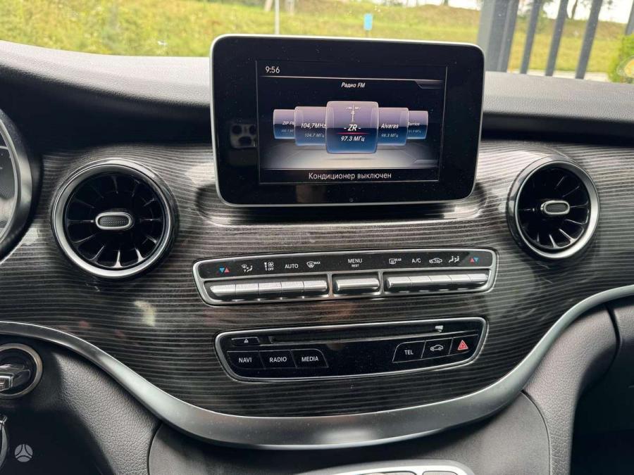 Black Mercedes-Benz Vito V220 2019 in Vilnius, with an engine capacity of 1.95 L and mileage of 327 thousand km for 28435 €, photo 20 on AUTOMOTO.COM.LV