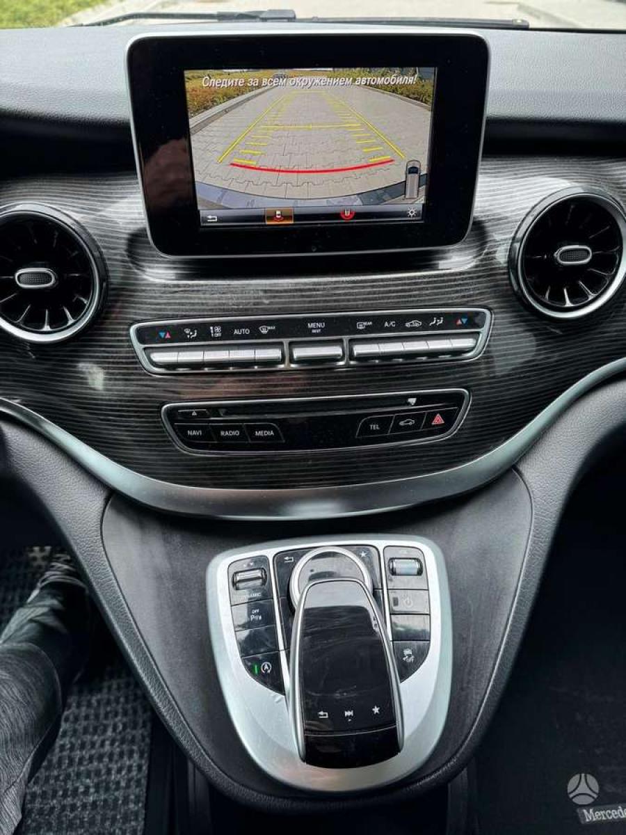 Black Mercedes-Benz Vito V220 2019 in Vilnius, with an engine capacity of 1.95 L and mileage of 327 thousand km for 28435 €, photo 21 on AUTOMOTO.COM.LV