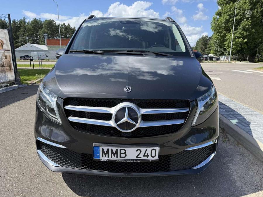 Melns Mercedes-Benz Vito V220 2023 Varėna, ar dzinēja tilpumu 1.95 L un nobraukumu 71 tūkst. km par 55000 €, foto 3 vietnē AUTOMOTO.COM.LV