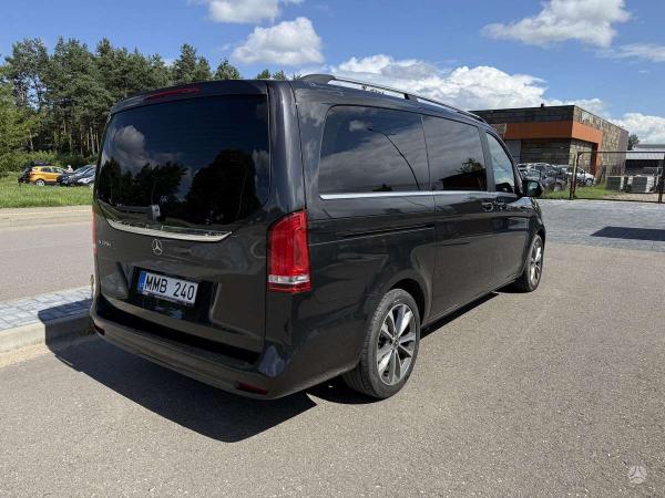 Черный Мерседес Vito V220 2023 в Варена, объемом двигателя 1.95 л и пробегом 71 тыс. км за 55000 €, фото 5 на AUTOMOTO.COM.LV
