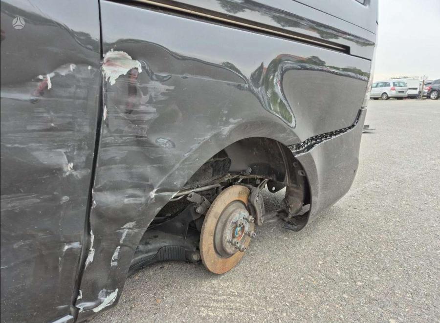 Melns Mercedes-Benz Vito V220 2024 Klaipėda, ar dzinēja tilpumu 1.95 L un nobraukumu 106 tūkst. km par 17900 €, foto 16 vietnē AUTOMOTO.COM.LV