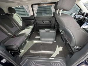 Blue Mercedes-Benz Vito V220 2021 in Alytus, with an engine capacity of 1.95 L and mileage of 137 thousand km for 44900 €, photo 26 on AUTOMOTO.COM.LV