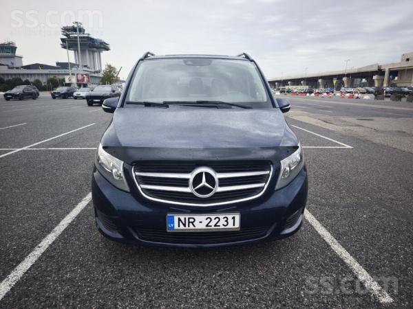Синий Мерседес Vito V220 2015 в Рига, объемом двигателя 2.10 л и пробегом 175 тыс. км за 22500 €, фото 1 на AUTOMOTO.COM.LV