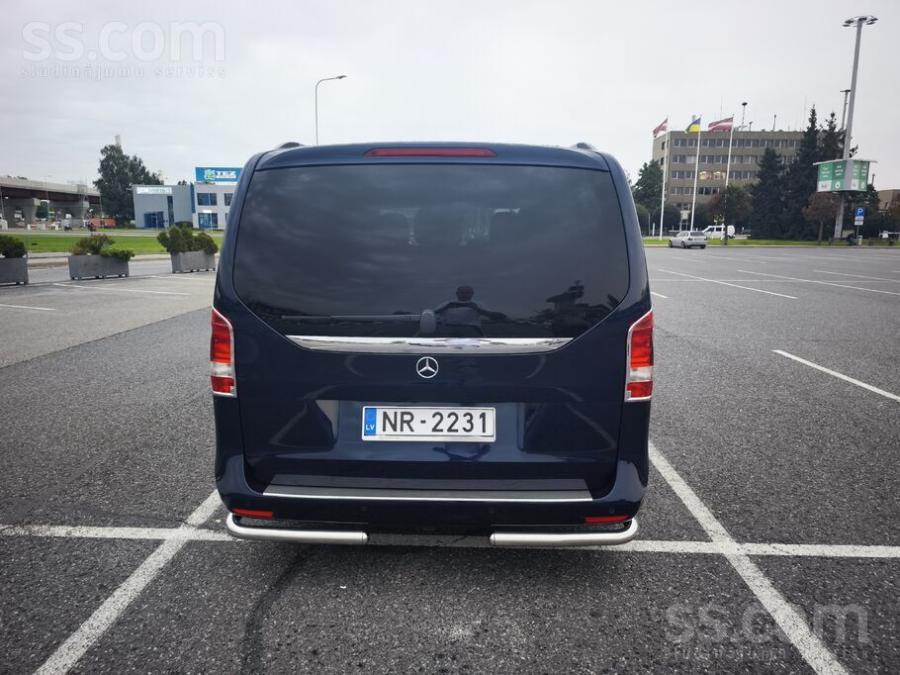 Zils Mercedes-Benz Vito V220 2015 Rīga, ar dzinēja tilpumu 2.10 L un nobraukumu 175 tūkst. km par 22500 €, foto 7 vietnē AUTOMOTO.COM.LV