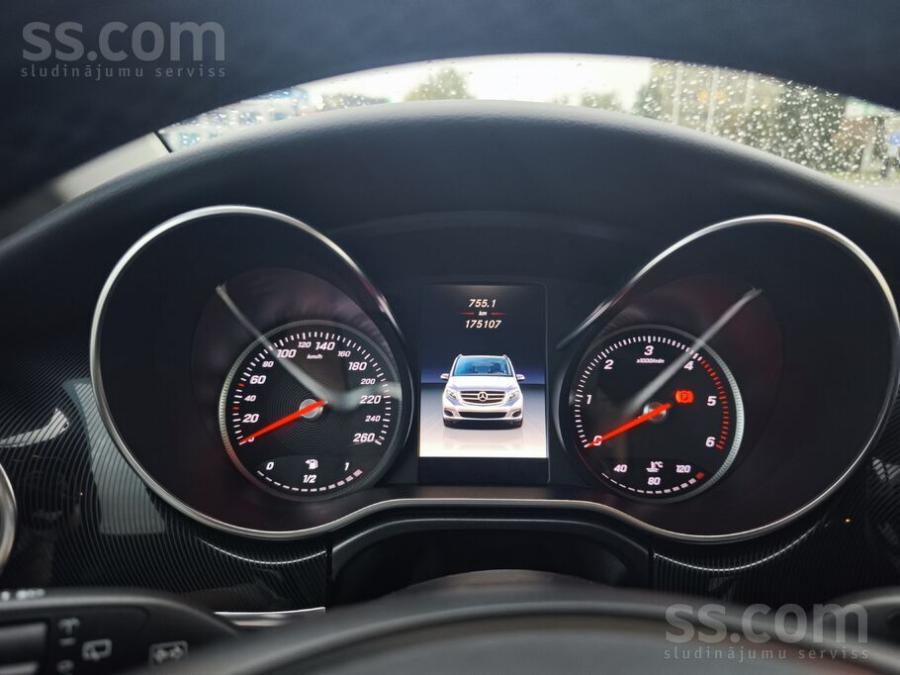 Zils Mercedes-Benz Vito V220 2015 Rīga, ar dzinēja tilpumu 2.10 L un nobraukumu 175 tūkst. km par 22500 €, foto 17 vietnē AUTOMOTO.COM.LV