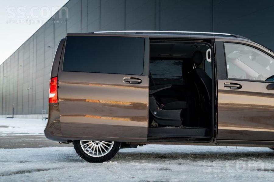 Brown Mercedes-Benz Vito V220 2015 in Riga, with an engine capacity of 2.20 L and mileage of 365 thousand km for 17990 €, photo 12 on AUTOMOTO.COM.LV