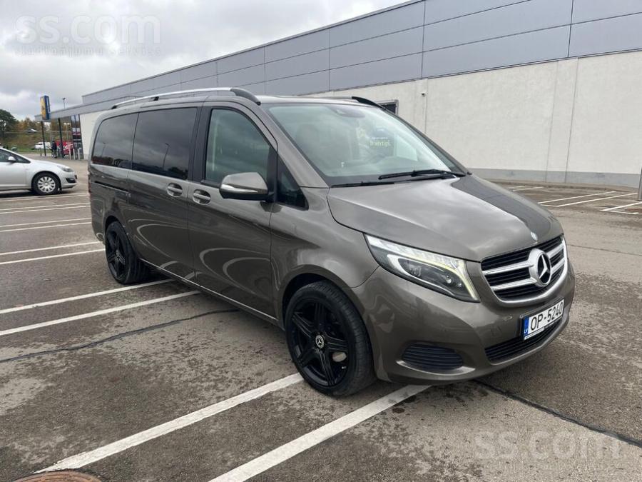 Brown Mercedes-Benz Vito V220 2015 in Jekabpils, with an engine capacity of 2.20 L and mileage of 353 thousand km for 19900 €, photo 1 on AUTOMOTO.COM.LV