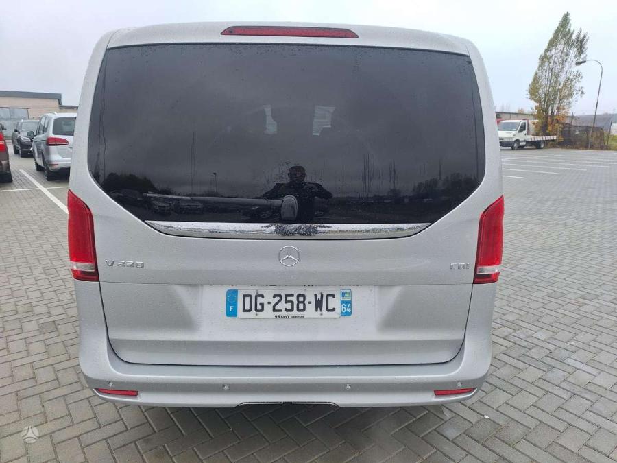 Grey Mercedes-Benz Vito V220 2014 in Taurage, with an engine capacity of 2.20 L and mileage of 250 thousand km for 21900 €, photo 6 on AUTOMOTO.COM.LV