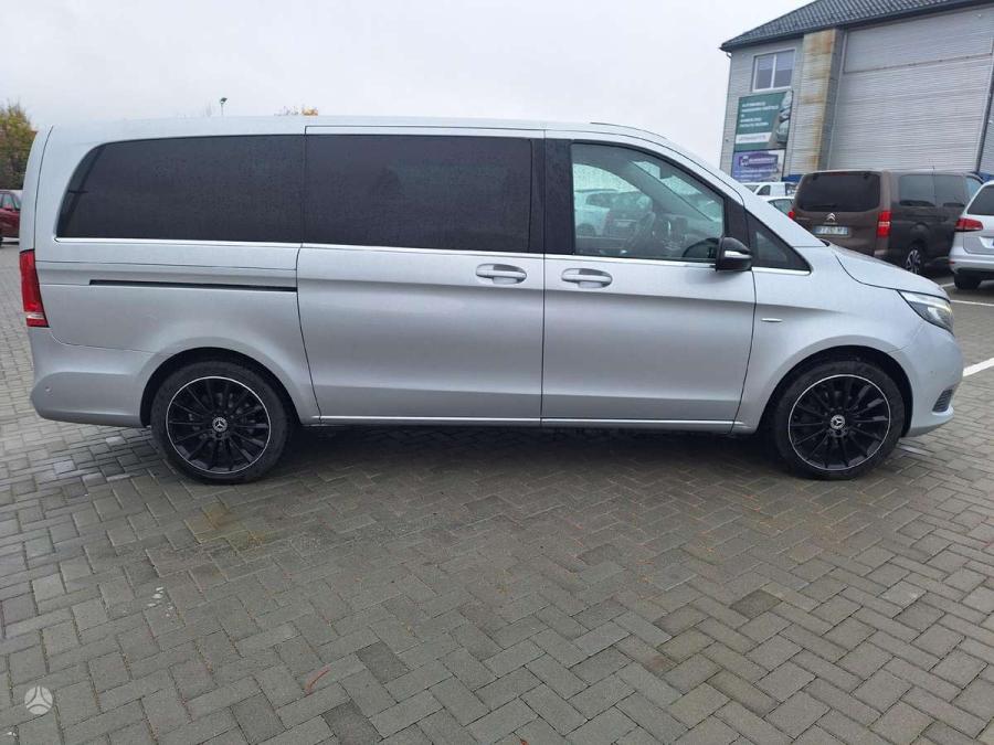 Grey Mercedes-Benz Vito V220 2014 in Taurage, with an engine capacity of 2.20 L and mileage of 250 thousand km for 21900 €, photo 8 on AUTOMOTO.COM.LV