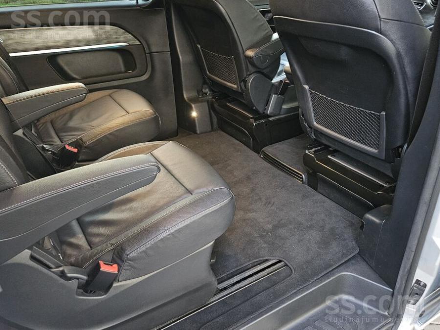 Pelēks Mercedes-Benz Vito V220 2020 Rīga, ar dzinēja tilpumu 2.00 L un nobraukumu 102 tūkst. km par 43950 €, foto 20 vietnē AUTOMOTO.COM.LV