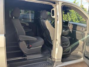 Серый Мерседес Vito V220 2018 в Каунас, объемом двигателя 2.20 л и пробегом 450 тыс. км за 14999 €, фото 3 на AUTOMOTO.COM.LV