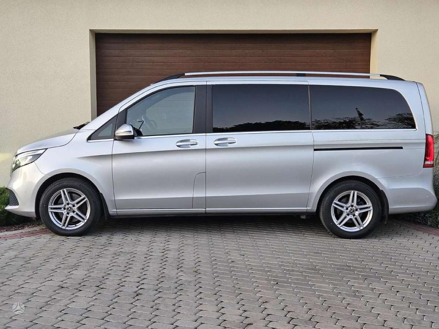 Grey Mercedes-Benz Vito V220 2020 in Riga, with an engine capacity of 1.95 L and mileage of 105 thousand km for 43950 €, photo 5 on AUTOMOTO.COM.LV