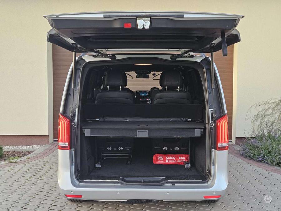 Grey Mercedes-Benz Vito V220 2020 in Riga, with an engine capacity of 1.95 L and mileage of 105 thousand km for 43950 €, photo 11 on AUTOMOTO.COM.LV
