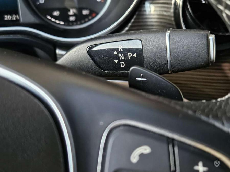 Grey Mercedes-Benz Vito V220 2020 in Riga, with an engine capacity of 1.95 L and mileage of 105 thousand km for 43950 €, photo 34 on AUTOMOTO.COM.LV