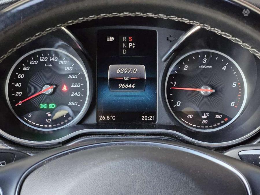 Grey Mercedes-Benz Vito V220 2020 in Riga, with an engine capacity of 1.95 L and mileage of 105 thousand km for 43950 €, photo 36 on AUTOMOTO.COM.LV