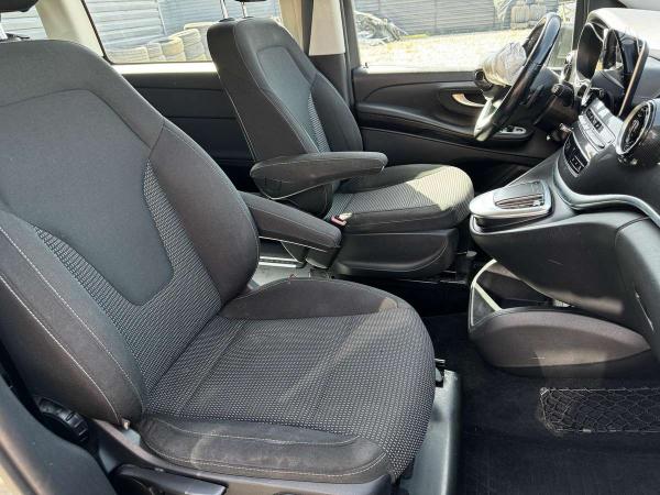 Pelēks Mercedes-Benz Vito V220 2022 Kauņa, ar dzinēja tilpumu 1.95 L un nobraukumu 137 tūkst. km par 23500 €, foto 9 vietnē AUTOMOTO.COM.LV