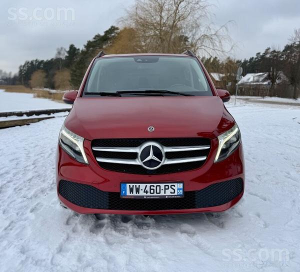 Red Mercedes-Benz Vito V220 2020 in Jurmala, with an engine capacity of 2.00 L and mileage of 0 thousand km for 29900 €, photo 5 on AUTOMOTO.COM.LV