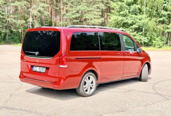Red Mercedes-Benz Vito V220 2020 in Jurmala, with an engine capacity of 2.00 L and mileage of 0 thousand km for 25900 €, photo 4 on AUTOMOTO.COM.LV