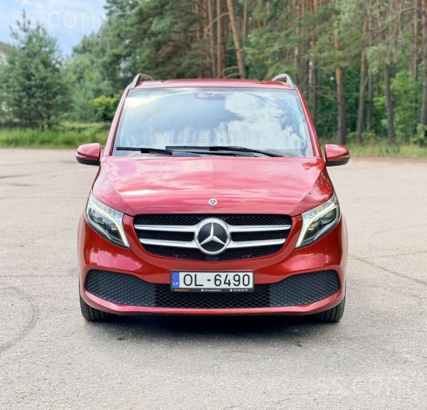 Red Mercedes-Benz Vito V220 2020 in Jurmala, with an engine capacity of 2.00 L and mileage of 0 thousand km for 25900 €, photo 5 on AUTOMOTO.COM.LV